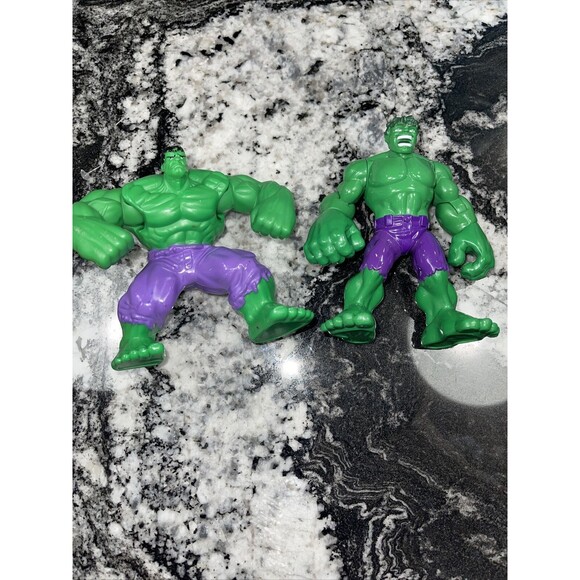 Hasbro | Toys | Hasbro Marvel Universe The Incredible Hulk Arm Action ...